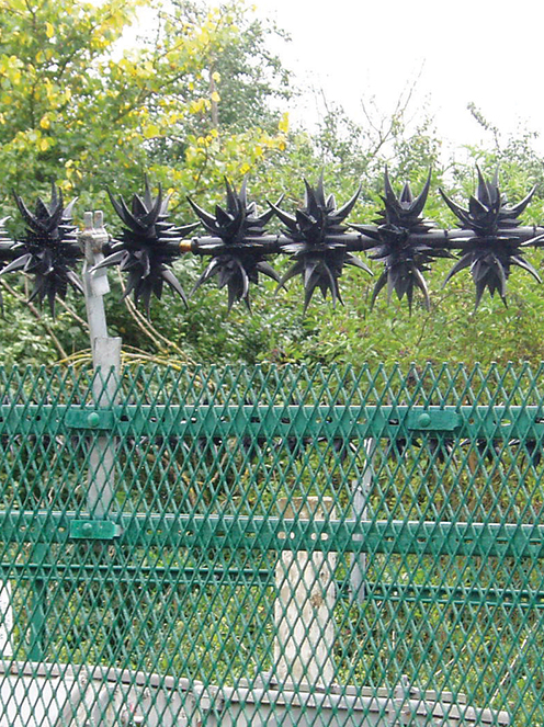 Raptor Anti-Scaling Barrier | Maximum Perimeter Security