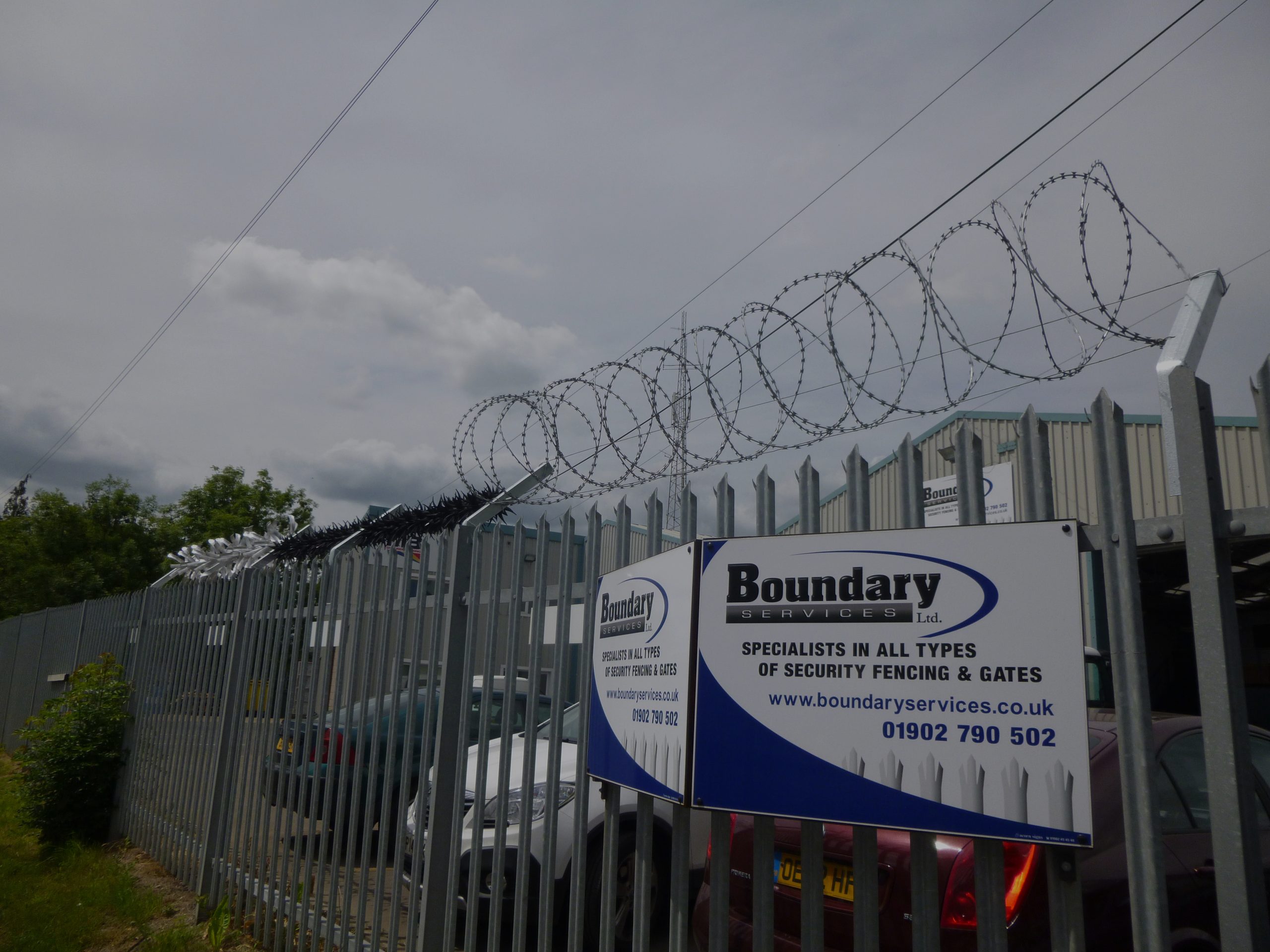 Barbed & Razor Wire | High-Security Perimeter Protection