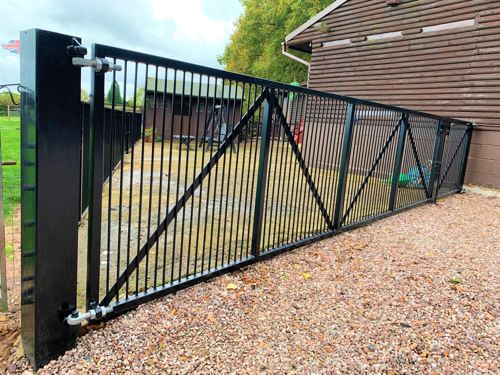Vertical Bar Fencing & Gates | Project by Experts